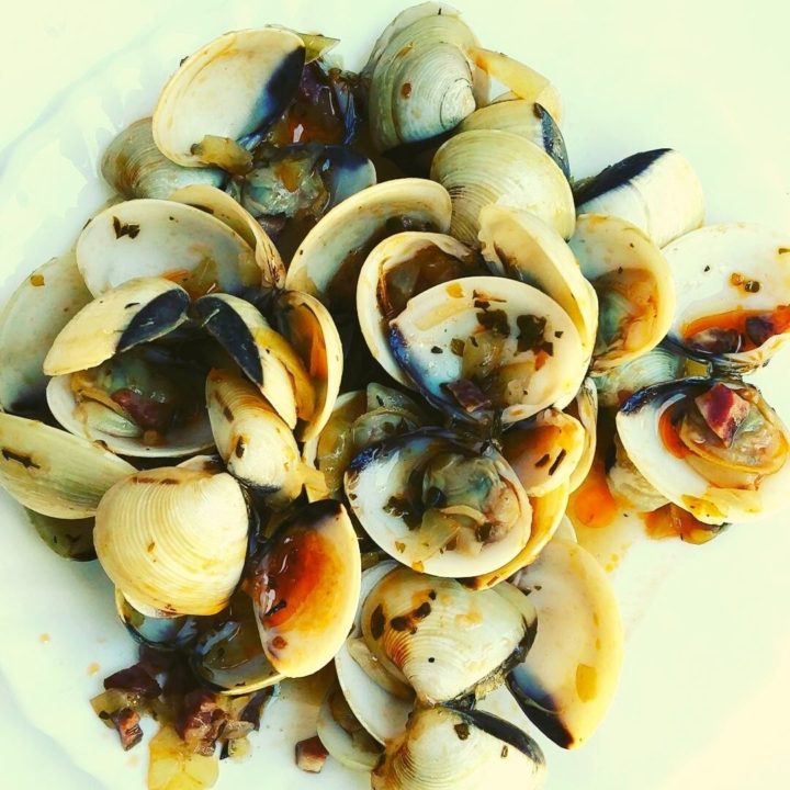 World's Best Clams Recipe: Bulhão Pato Style